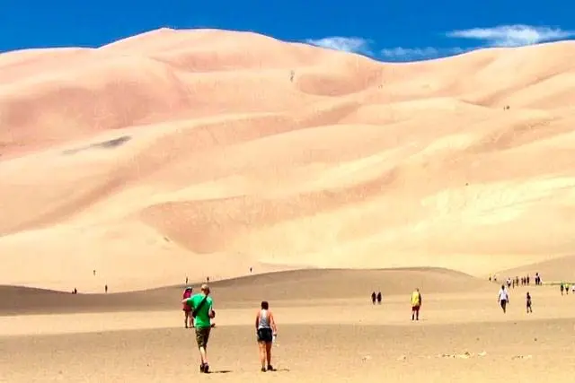 SISTEMAS DUNARES, sus riesgos y su restauración